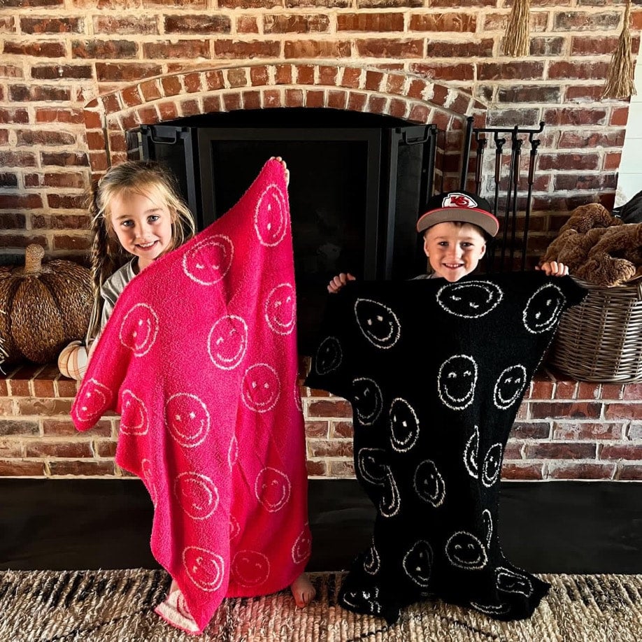 Kiddie Dream Smiley Blankets | Love & a Dog